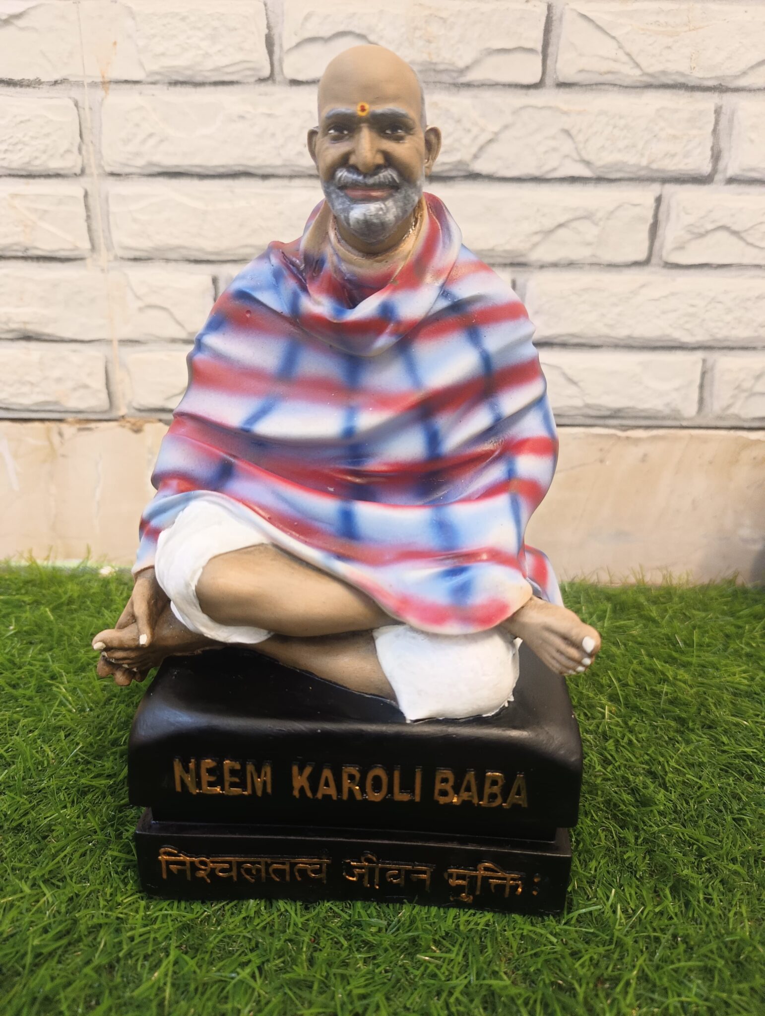 Neem Karoli Baba Size Approx 12 inch - Pick Use